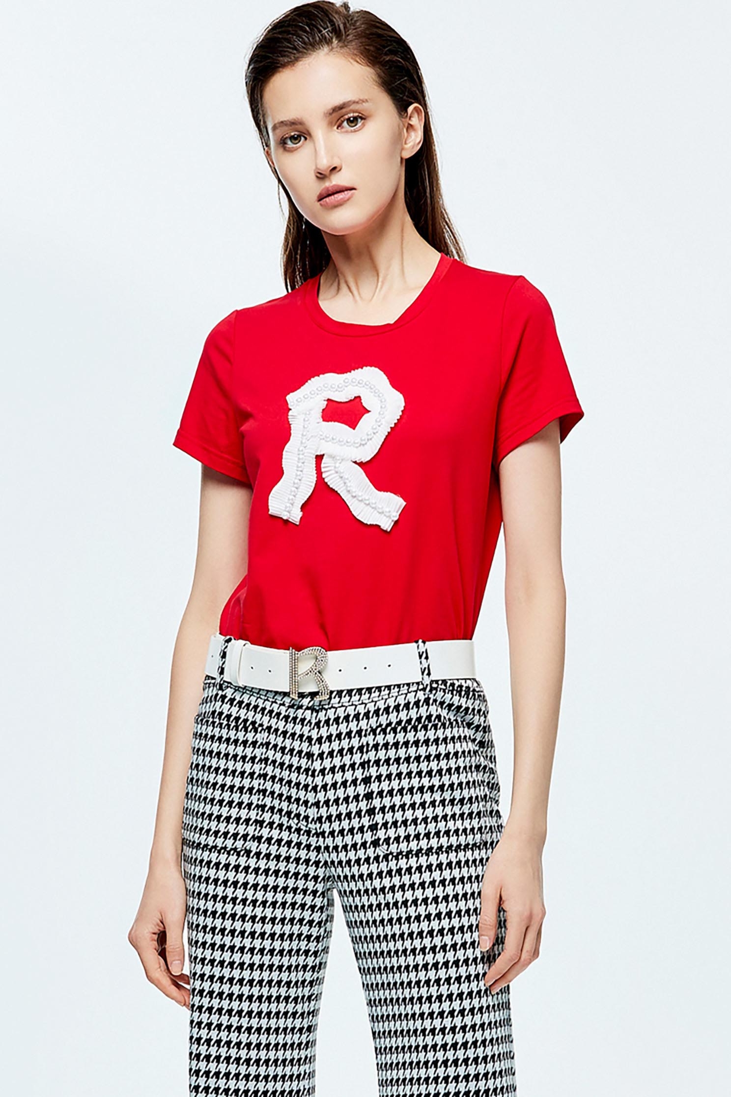 Pleated R Logo Basic Tee | iROO Online Shop | Dress Up Your Daily Look